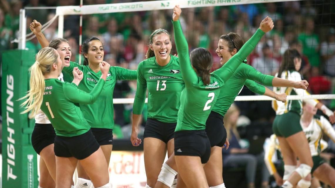 UND Volleyball vs South Dakota | Ralph Engelstad Arena